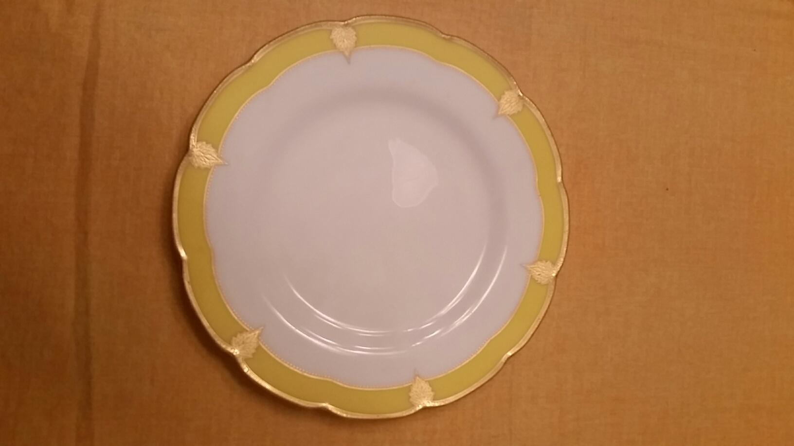 Royal Worchester England Plates | InstAppraisal